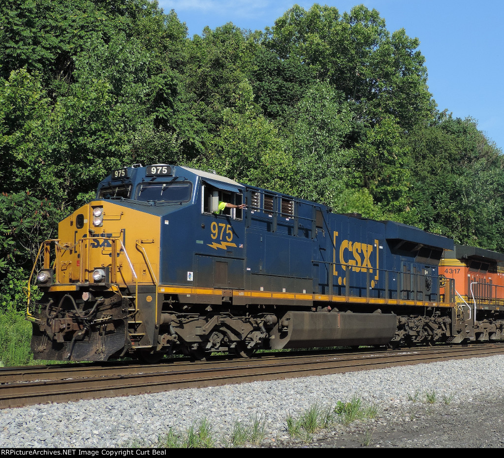 CSX 975